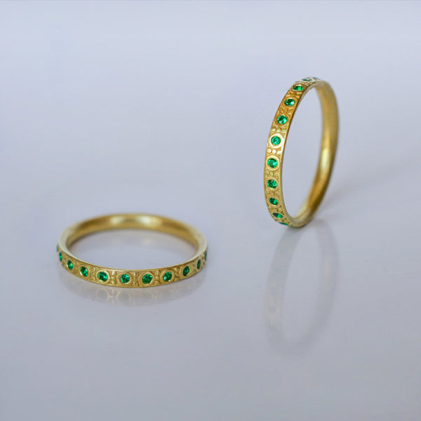 Band Ring - 18k solid gold & Emerald – YAEL LEVIN